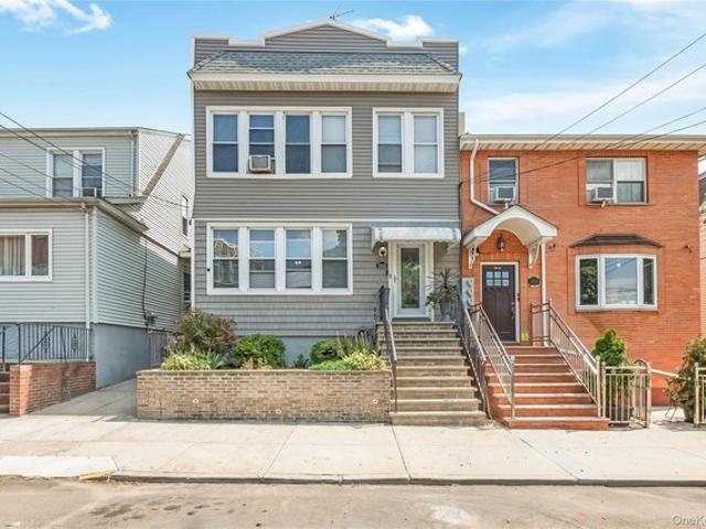59 56 57th Rd, Maspeth, NY 11378