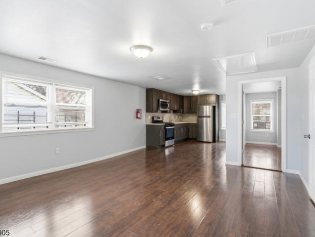 59 61 Farley Ave # 3