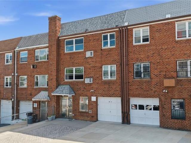 59 17 Kissena Blvd, Flushing, NY 11355