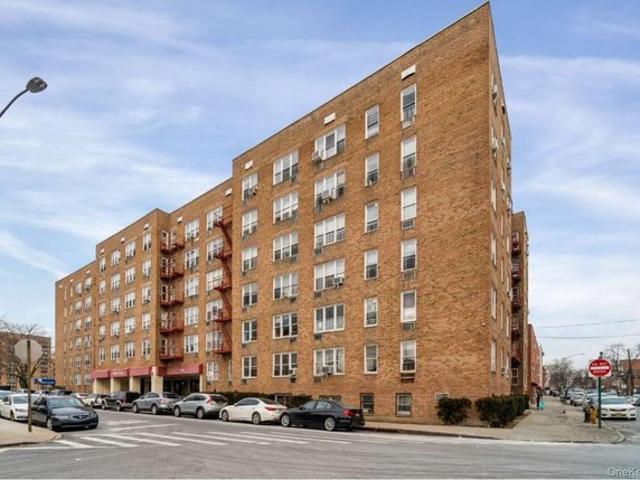 59 21 Calloway St Unit 4T, Corona, NY 11368
