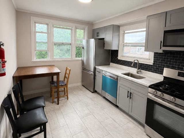 59 Terrace Ave # 2