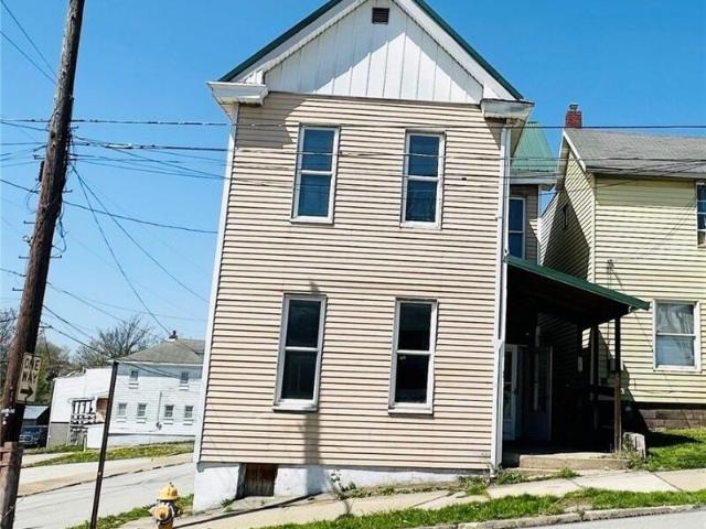 59 W Walnut St, Washington, PA 15301