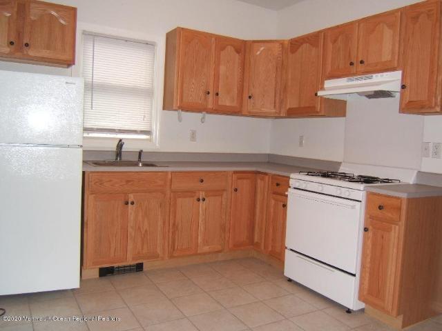 59 Waterwitch Avenue Unit B