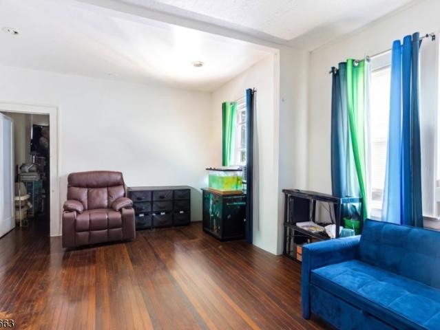 59 Adams St