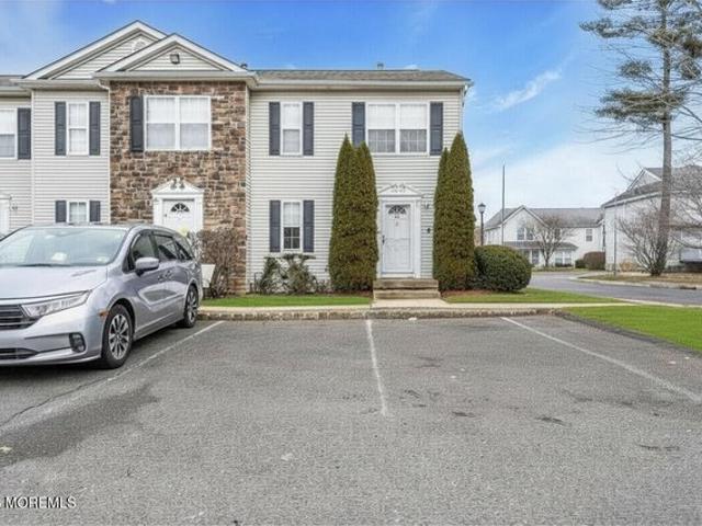59 Aspen Ct, Lakewood, NJ 08701