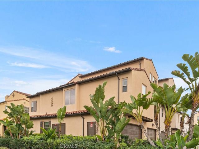 59 Bay Laurel