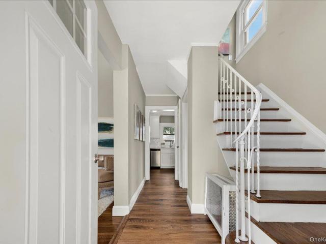 59 Broadfield Road