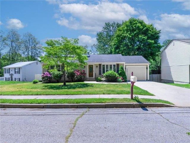 59 Carrs Ln, Warwick, RI 02886