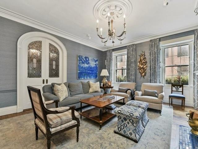 59 Chestnut St, Boston, MA 02108