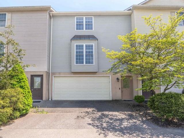 59 Clear Spring Dr, Morgantown, WV 26508