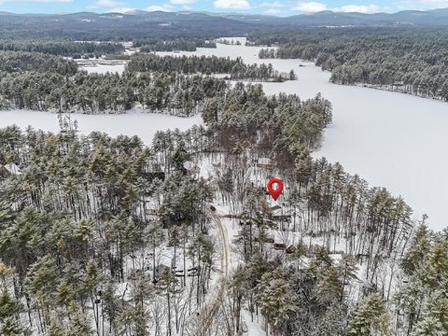 59 Crescent Dr, Waterboro, ME 04061