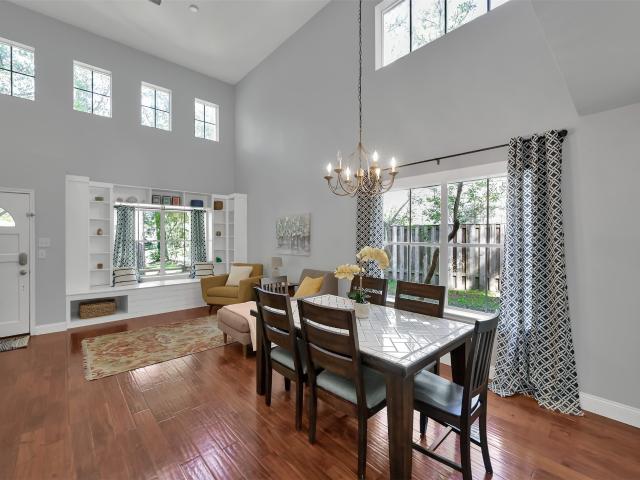 59 E Autumn Branch Circle
