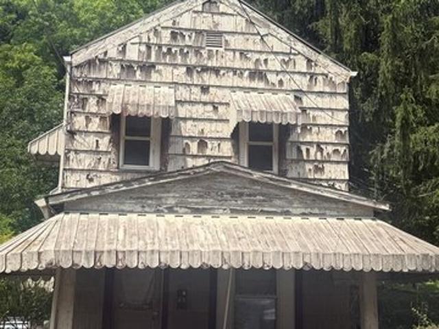 59 Economy St, Wheeling, WV 26003