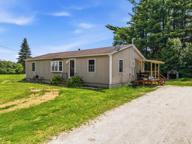 59 Edgecomb Rd, Lisbon, ME 04252