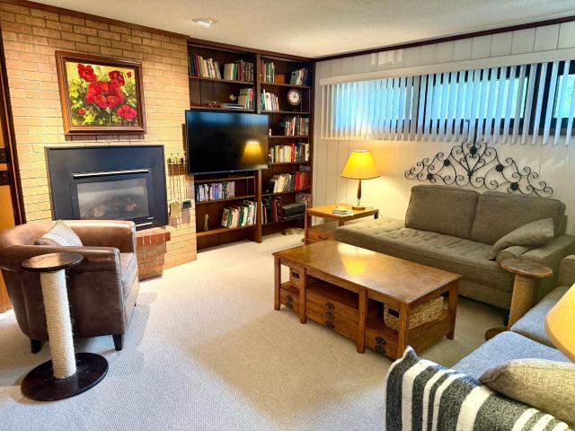 59 Edgewater Drive