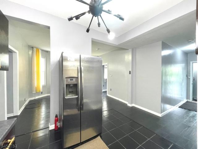 59 Ellington St # 1