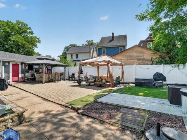 59 Glenwood Ave # 1