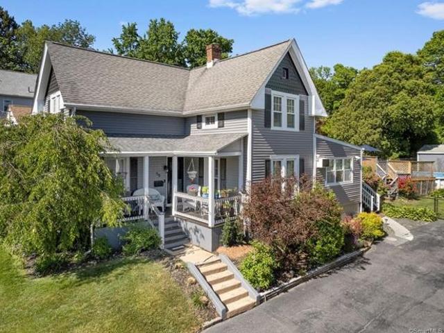 59 Graveline Ave, Meriden, CT 06451