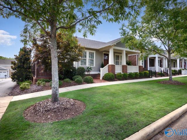 59 Hillcrest Avenue NW