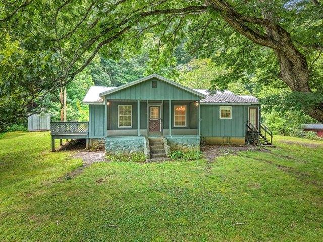 59 Hummingbird Pl, Franklin, NC 28734