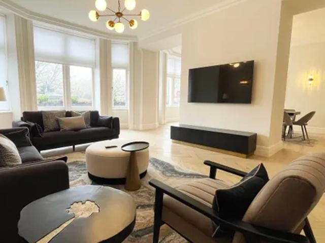 59 Kensington Court, London, W8 5DH, United Kingdom | 5 bed apartment for rent #166488327 | Rentberry