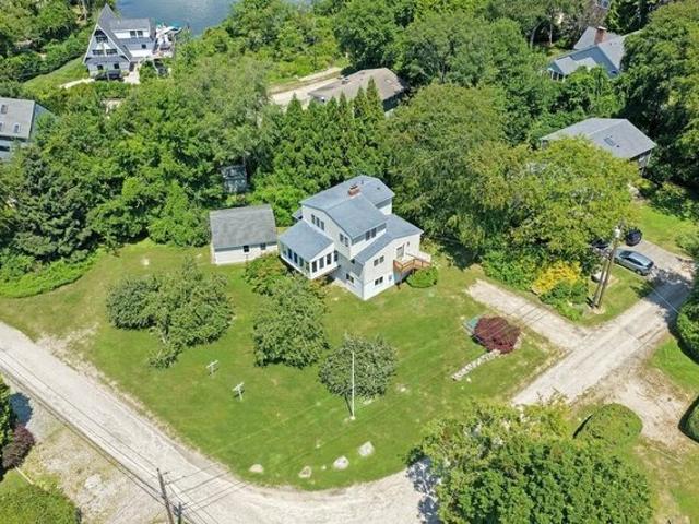 59 Kingfisher Rd, South Kingstown, RI 02879
