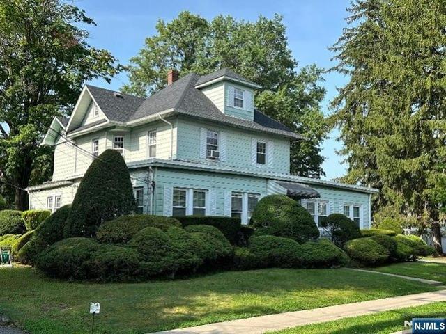 59 Kingsberry Ave, Westwood, NJ 07675
