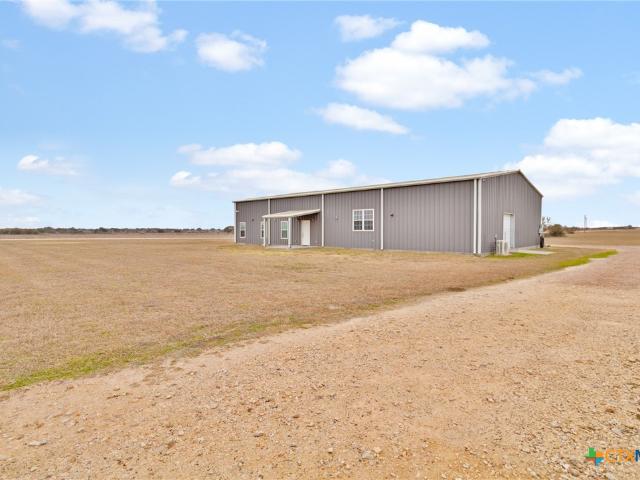 59 Leaning Oak Rd, Victoria, TX 77904 | MLS #603749 | Compass