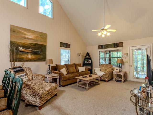 59 liles ln