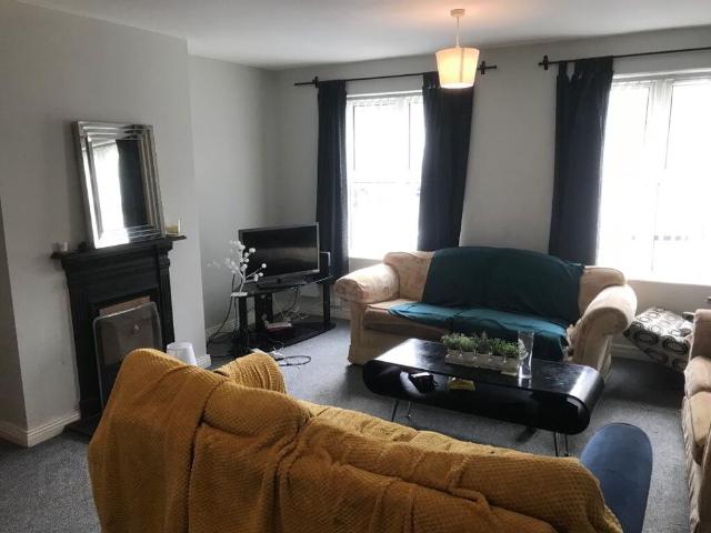 59 Lisburn Ave, Belfast, BT9 7FL