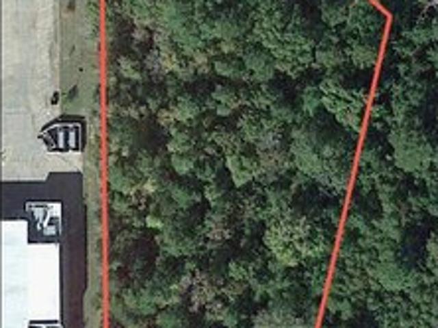 59 Loop Dr, Livingston, TX 77351