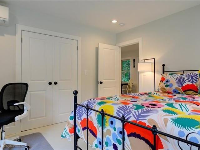 59 Melrose Ave, Jamestown, RI 02835