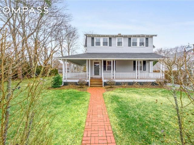 59 Mt Hope Ave, Jamestown, RI