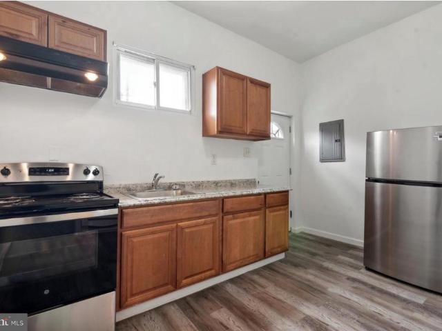 59 N 59Th Street
