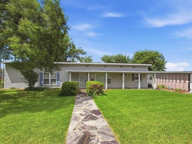59 Noland Rd, Whitesboro, TX 76273