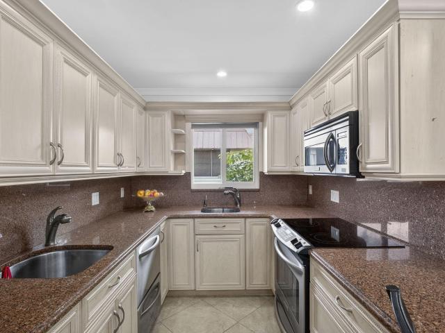 59 Plymouth G, West Palm Beach, FL 33417 | MLS #B26028