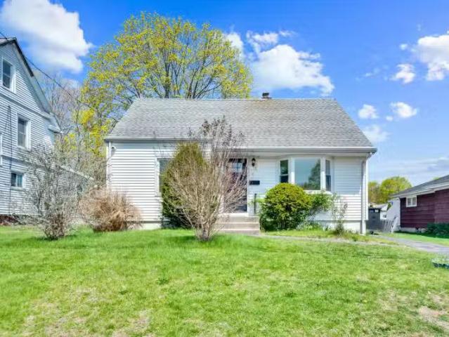 59 River Street, East Haven, CT 06512