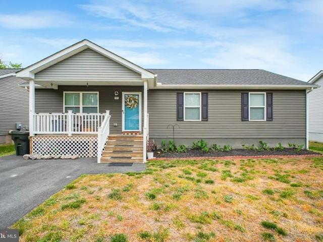 59 Rustic Ln, Colonial Beach, VA 22443