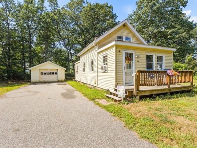 59 School St, Tewksbury, MA 01876