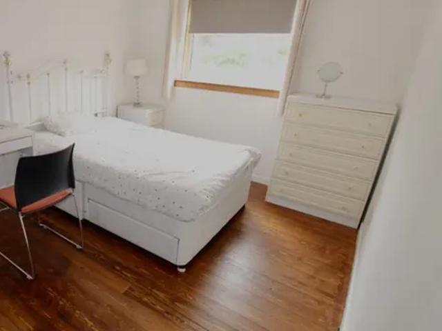 59 St Mungo Avenue, Glasgow, G4 0PL, United Kingdom | 4 bed apartment for rent #167775875 | Rentberry