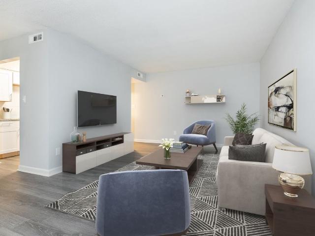 59twenty @ Monroe Apartments 3 Bedroom Apartment for Rent at 5920 Monroe Road, Charlotte, NC 28212 East Forest