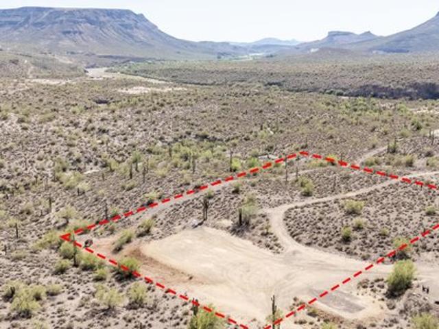 59XX W Table Mesa Rd Unit 2, New River, AZ 85087