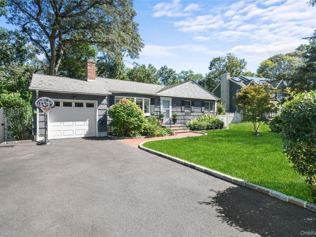 5 Magnolia Ln, Miller Place, NY 11764 | MLS #943283 | Compass