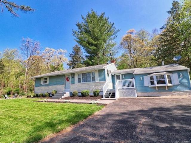 5 Manor Ln, Wolcott, CT 06716