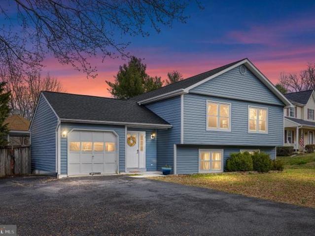 5 Mantle Ct, Stafford, VA 22556