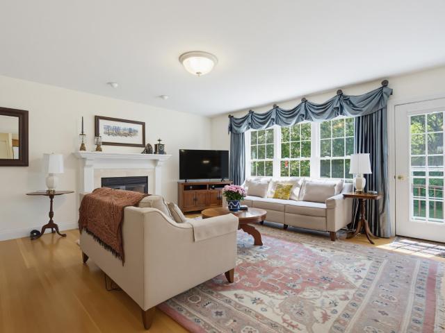5 Marden Way