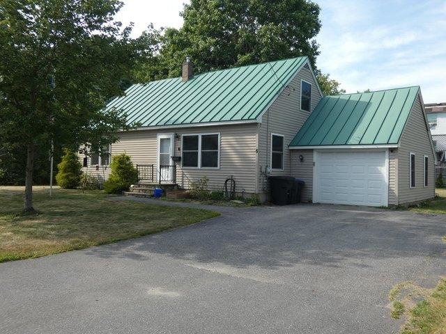 5 Mayflower Rd, Augusta, ME 04330