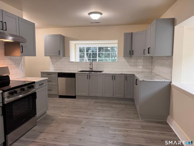 5 Meadow Street Unit 201, Naugatuck, US, CT