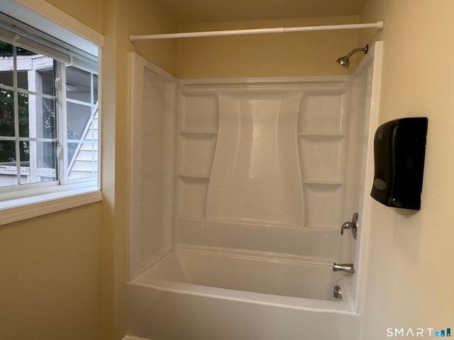 5 Meadow Street Unit 202, Naugatuck, US, CT