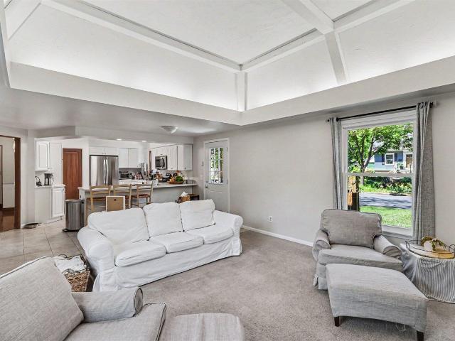 5 Merwood Drive